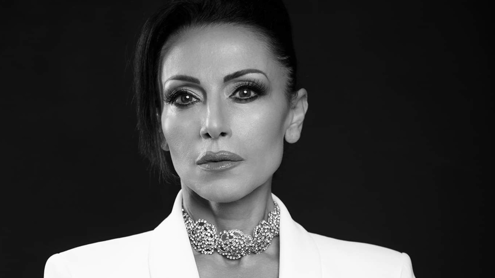 Dea Aesthetics: A brand dedicated to help women feel like themselves again