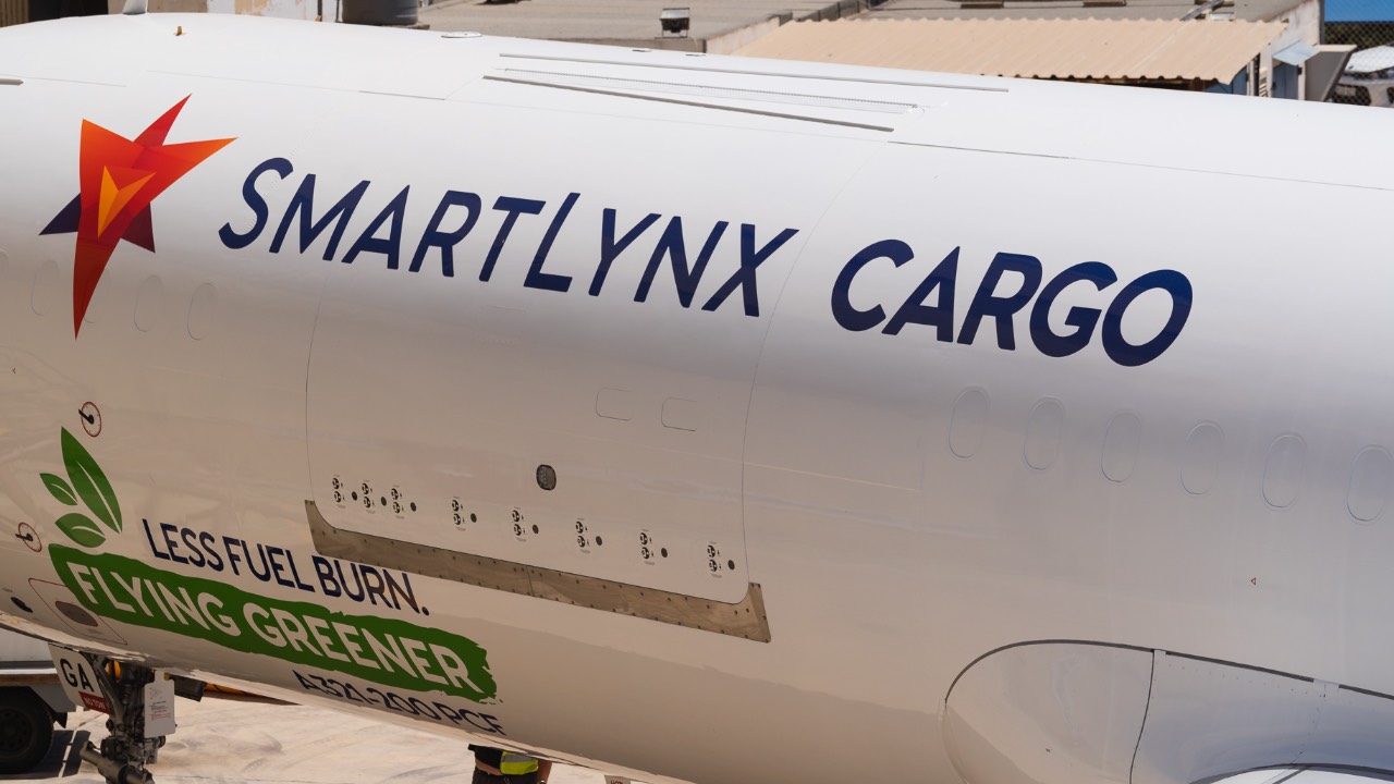SmartLynx introduces first Malta-registered freighter