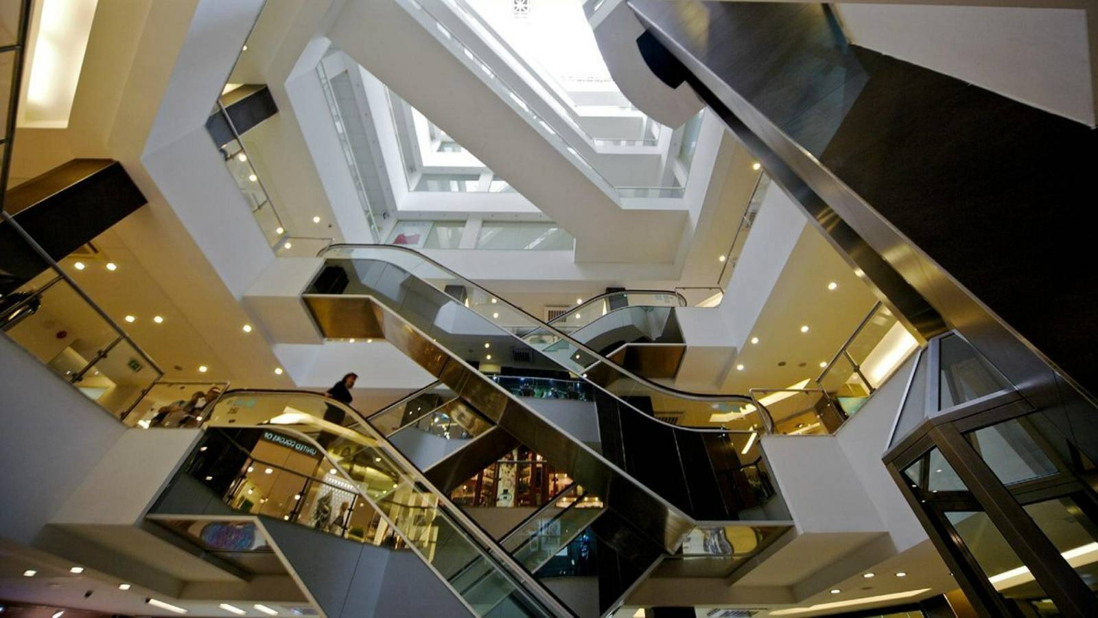 Plaza Centres plc registers pre-tax profit of €1.2 million in 2022