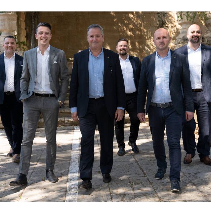 Are you looking for the next challenge? Ben Estates Prestige is growing!