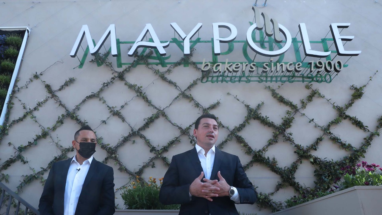 Maypole bakery celebrates taking a million plastic bags out circulation