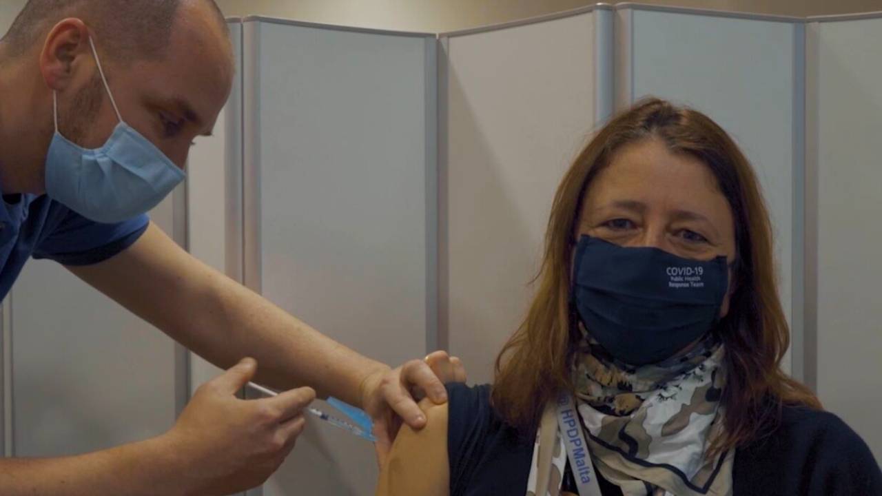 ‘I got my COVID vaccine because I believe in science’: Paula Vassallo ...